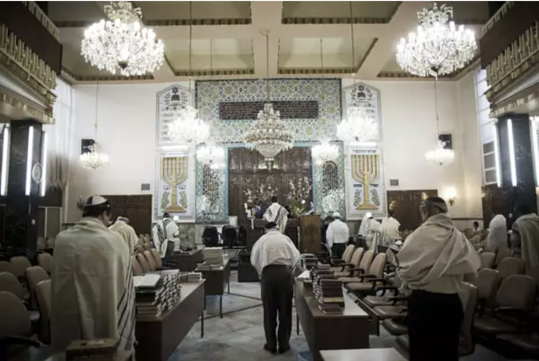 Ebrei iraniani, tra lotta per la libertà e propaganda di regime - Moked